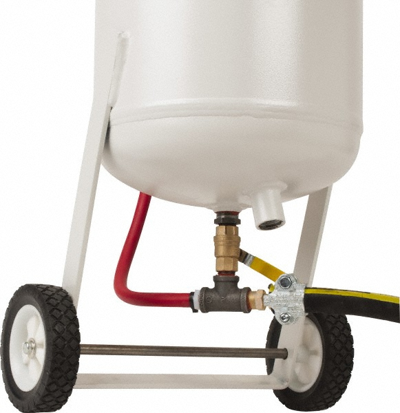 Cyclone - 95 Lb Load Limit, 1/8" Nozzle ID, Portable Sandblaster ...