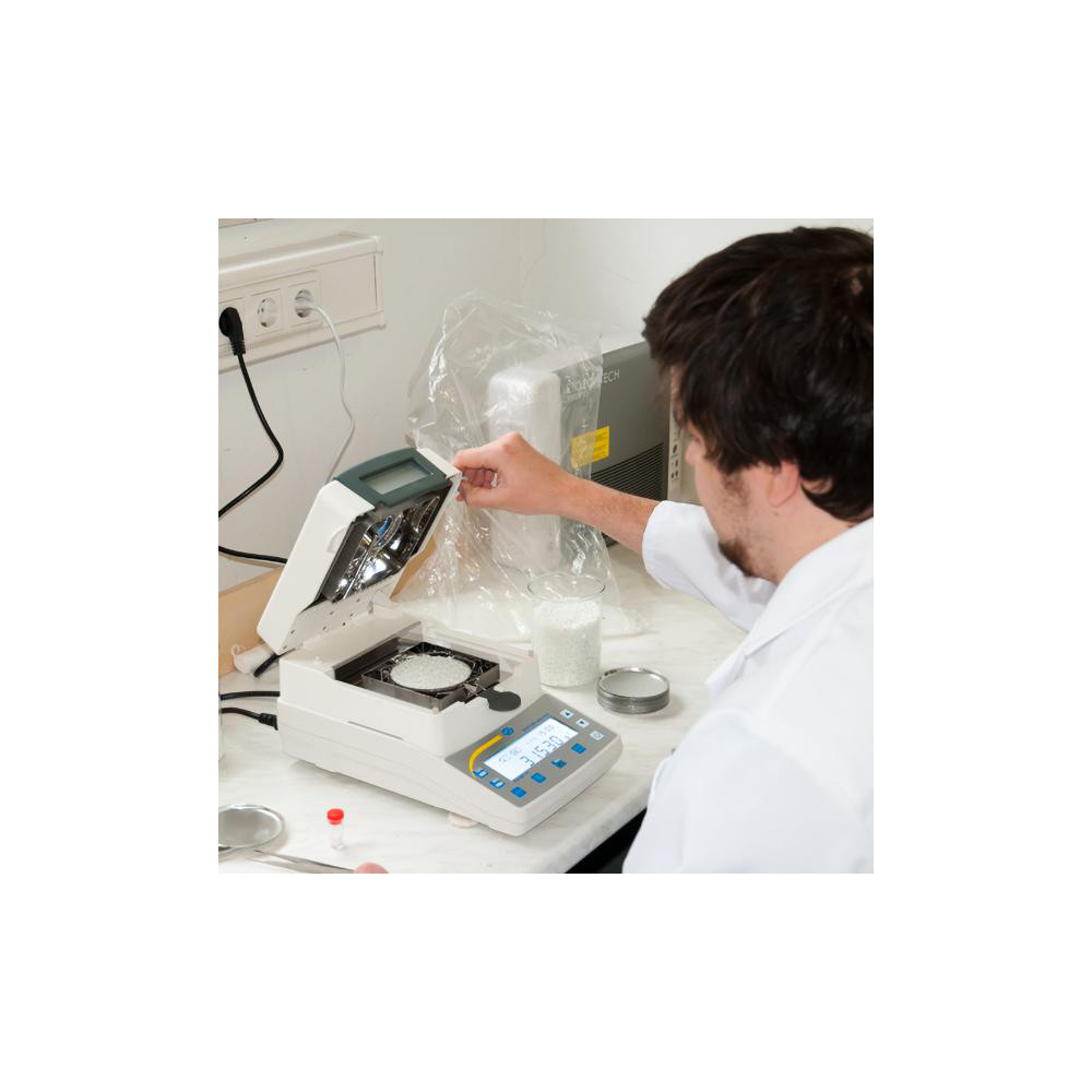 PCE Instruments - Moisture Analyzer: 104 to 390 °, 0.1% Accuracy | MSC ...