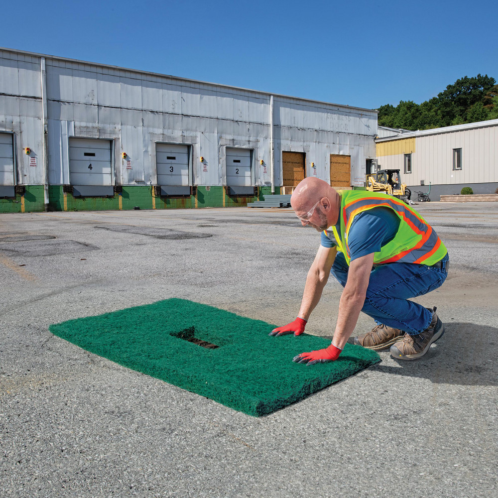 New Pig - Collapsible & Portable Spill-Containment Accessories ...