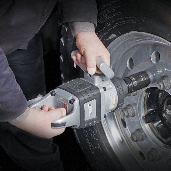 Ingersoll-Rand - 1" Drive, 5,000 RPM, 1,475 Ft/Lb Torque Impact Wrench ...