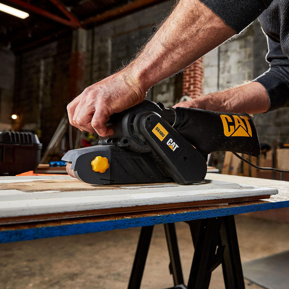 CAT - 3X21" 8.5A 1150RPM CORDED BELT SANDER | MSC Direct