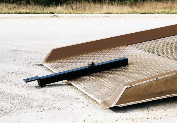 Vestil - Riser & Ramp Accessories; Type: Tow Hitch Option | MSC Direct