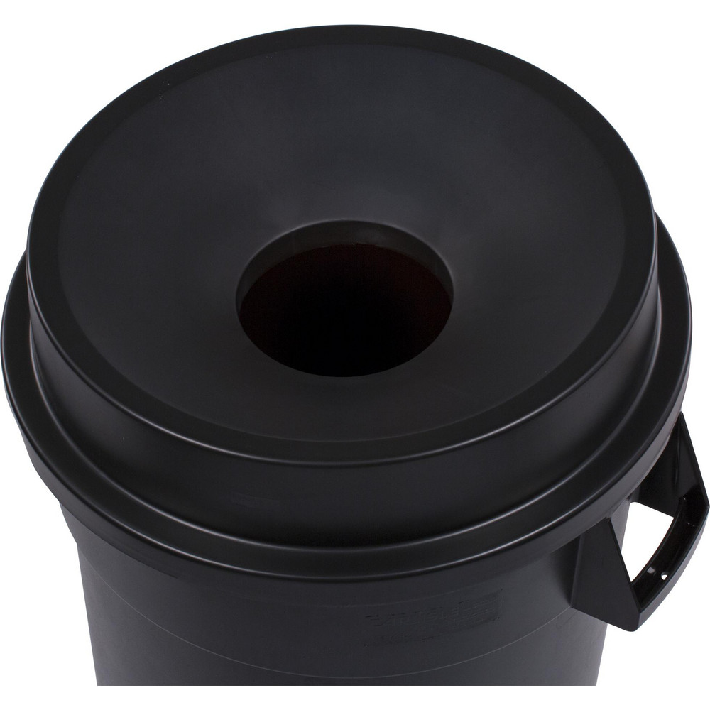 Carlisle - Bronco™ 32 gal Round Funnel Lid, Black | MSC Direct
